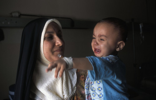 Iraqi children endure a crippled healthcare system - Features - Nature ...